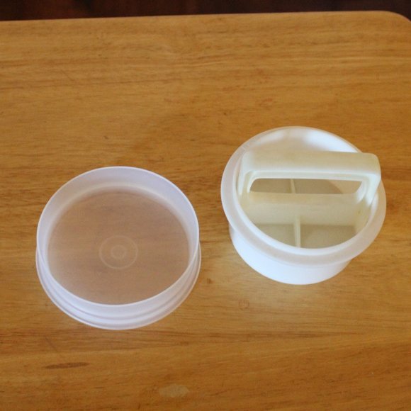 Tupperware | Kitchen | Vintage Tupperware Hamburger Press | Poshmark